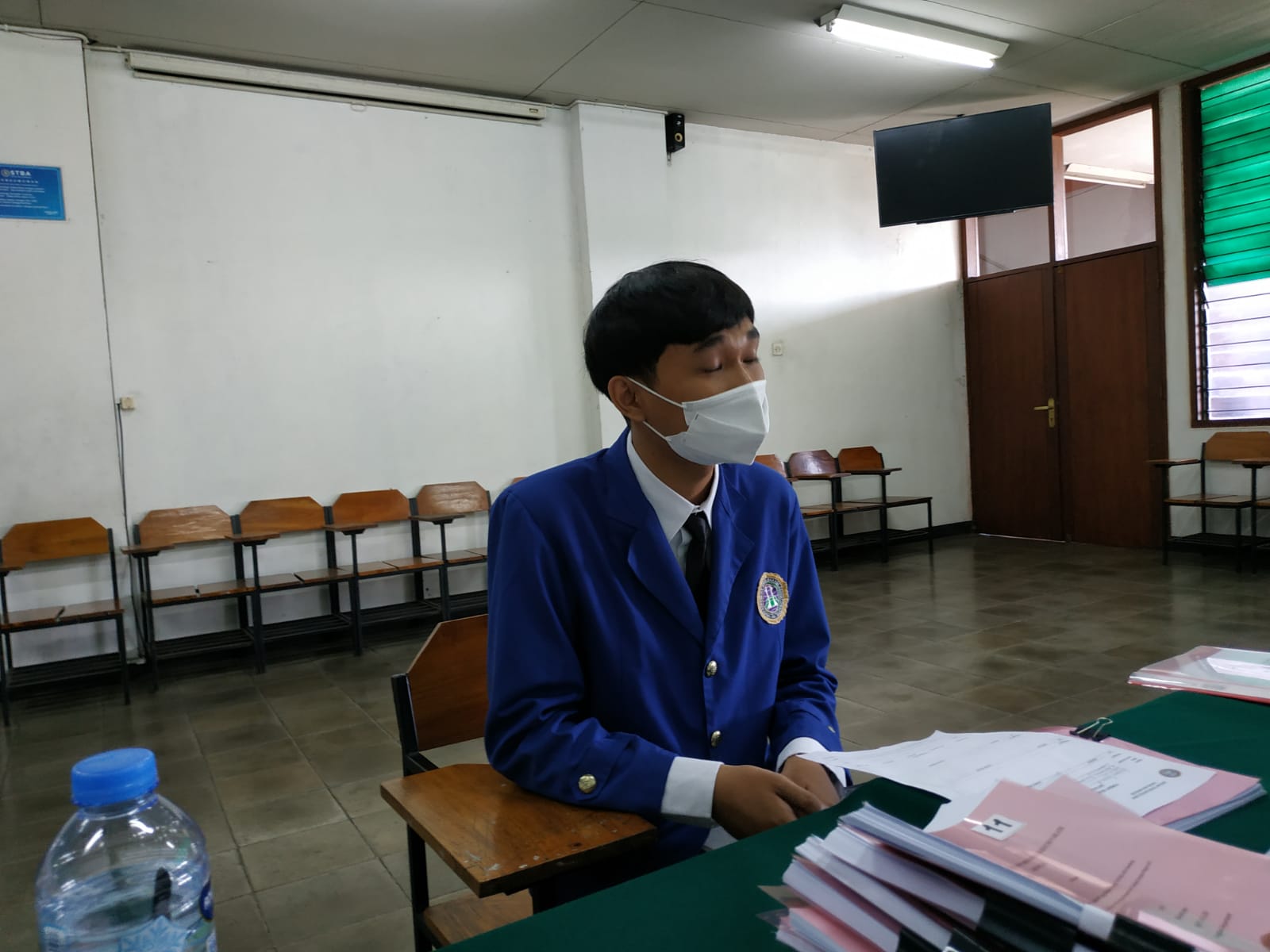 STBA Yapari-ABA - Suasana Sidang Skripsi